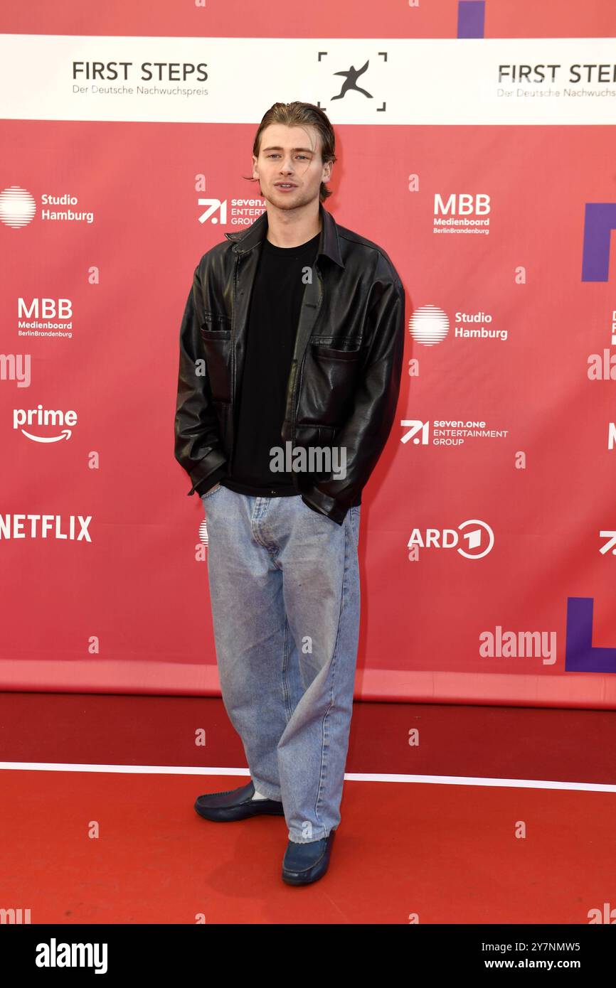 RECORD DATE NOT STATED Verleihung FIRST STEPS 2024 Paul Lennard ...