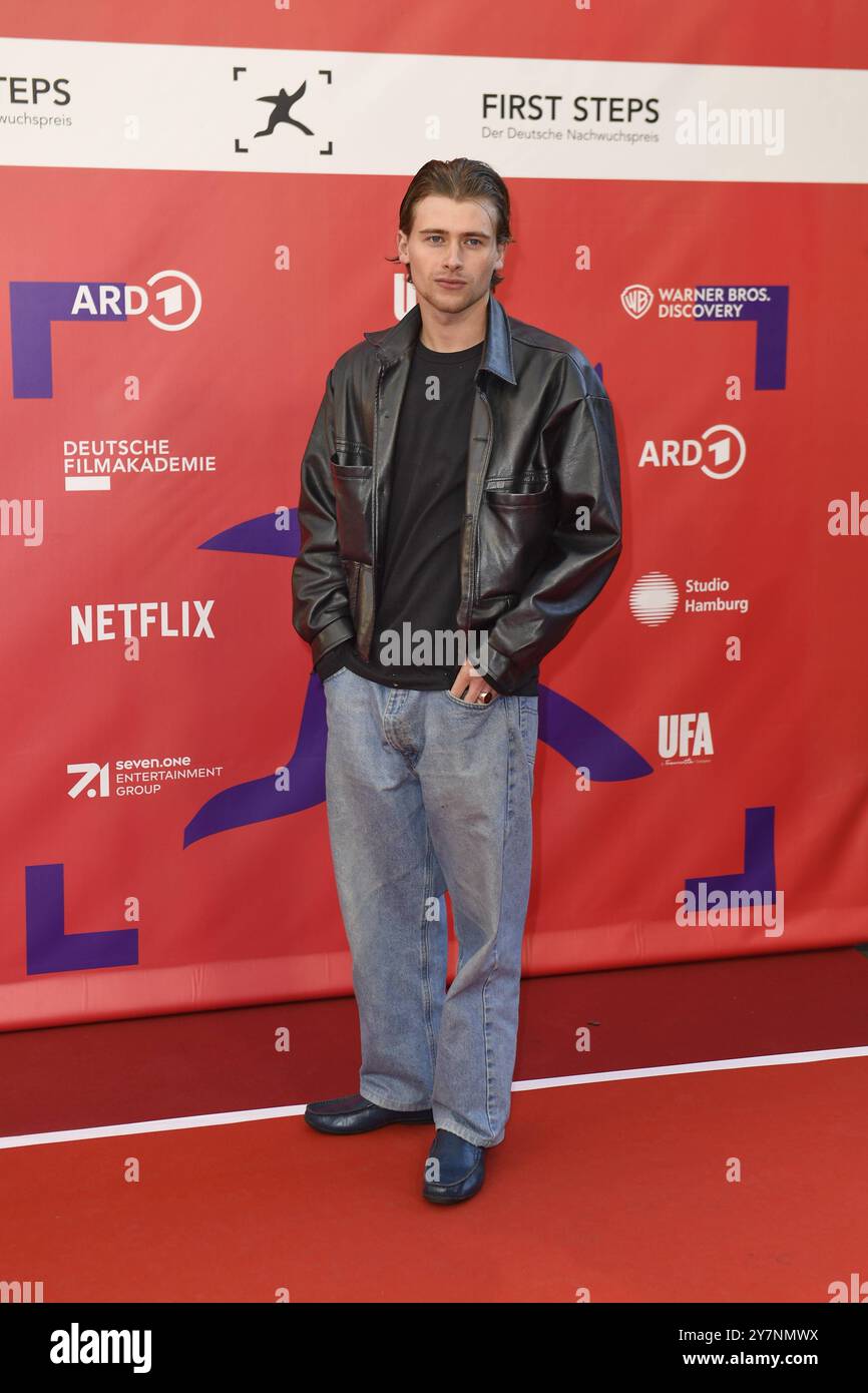 RECORD DATE NOT STATED Verleihung FIRST STEPS 2024 Paul Lennard ...