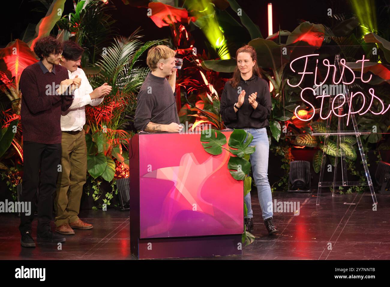Verleihung FIRST STEPS 2024 NO FEAR Award Jonatan Geller-Hartung ...