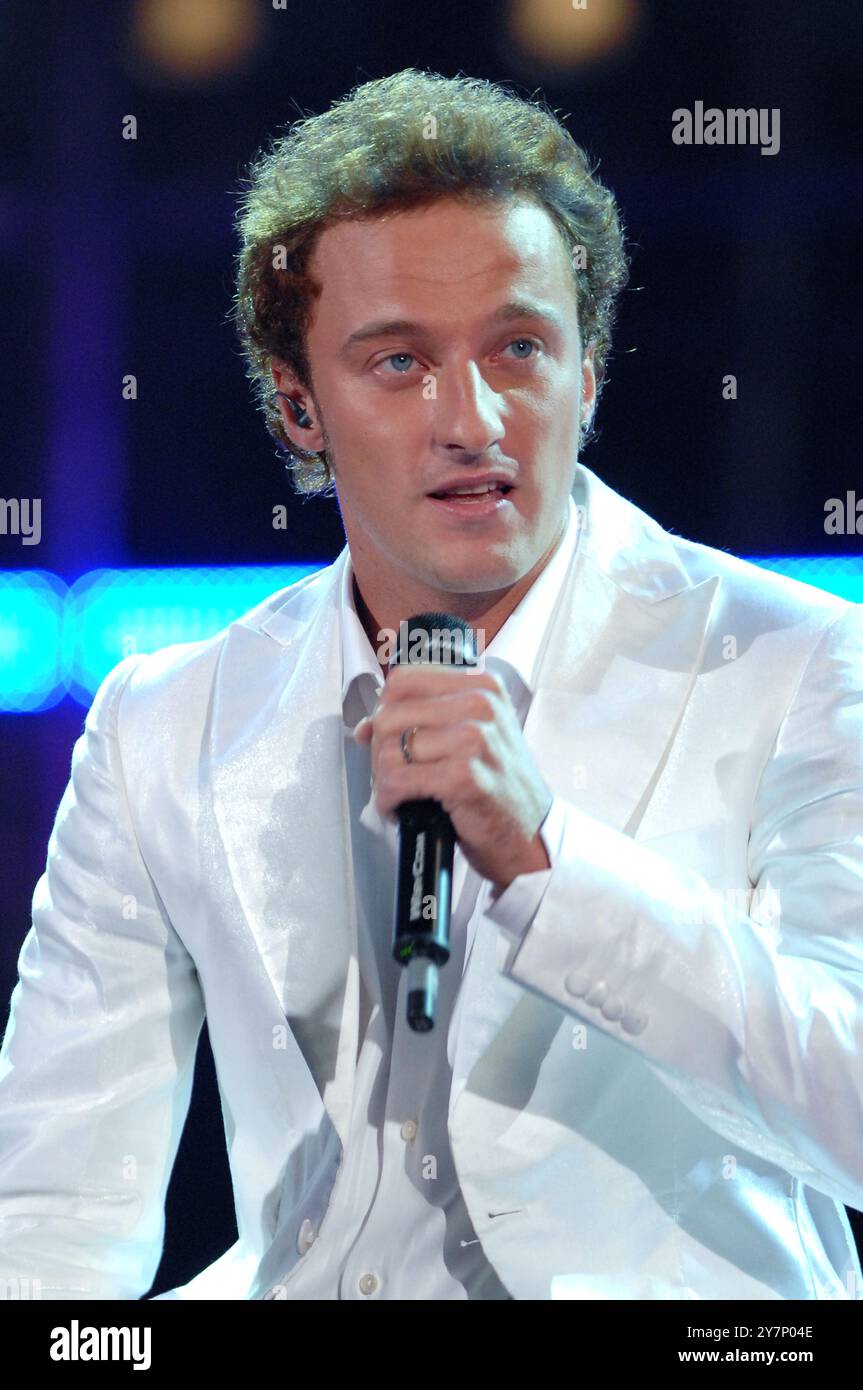 Dj francesco 2006 hi-res stock photography and images - Alamy