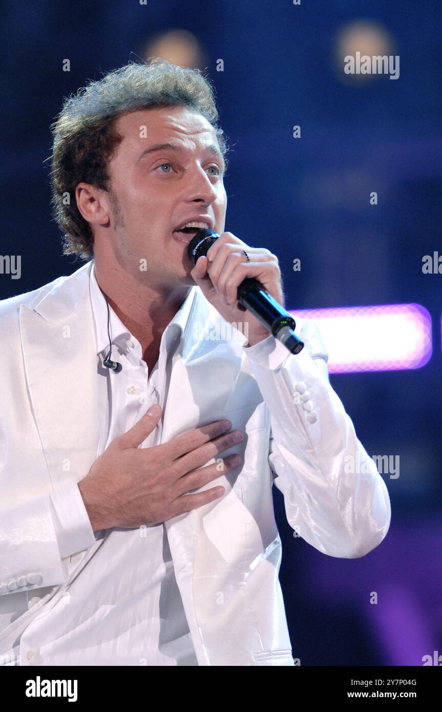 Dj francesco 2006 hi-res stock photography and images - Alamy