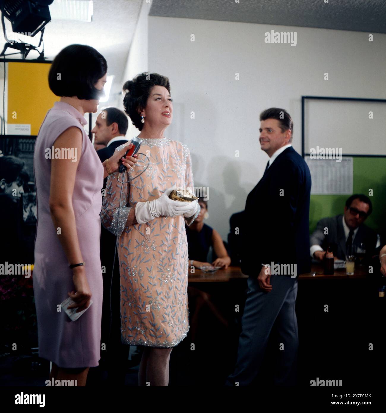 Neues aus der Welt des Films, ZDF Kinomagazin, Interview bei den Internationalen Filmfestspielen ...