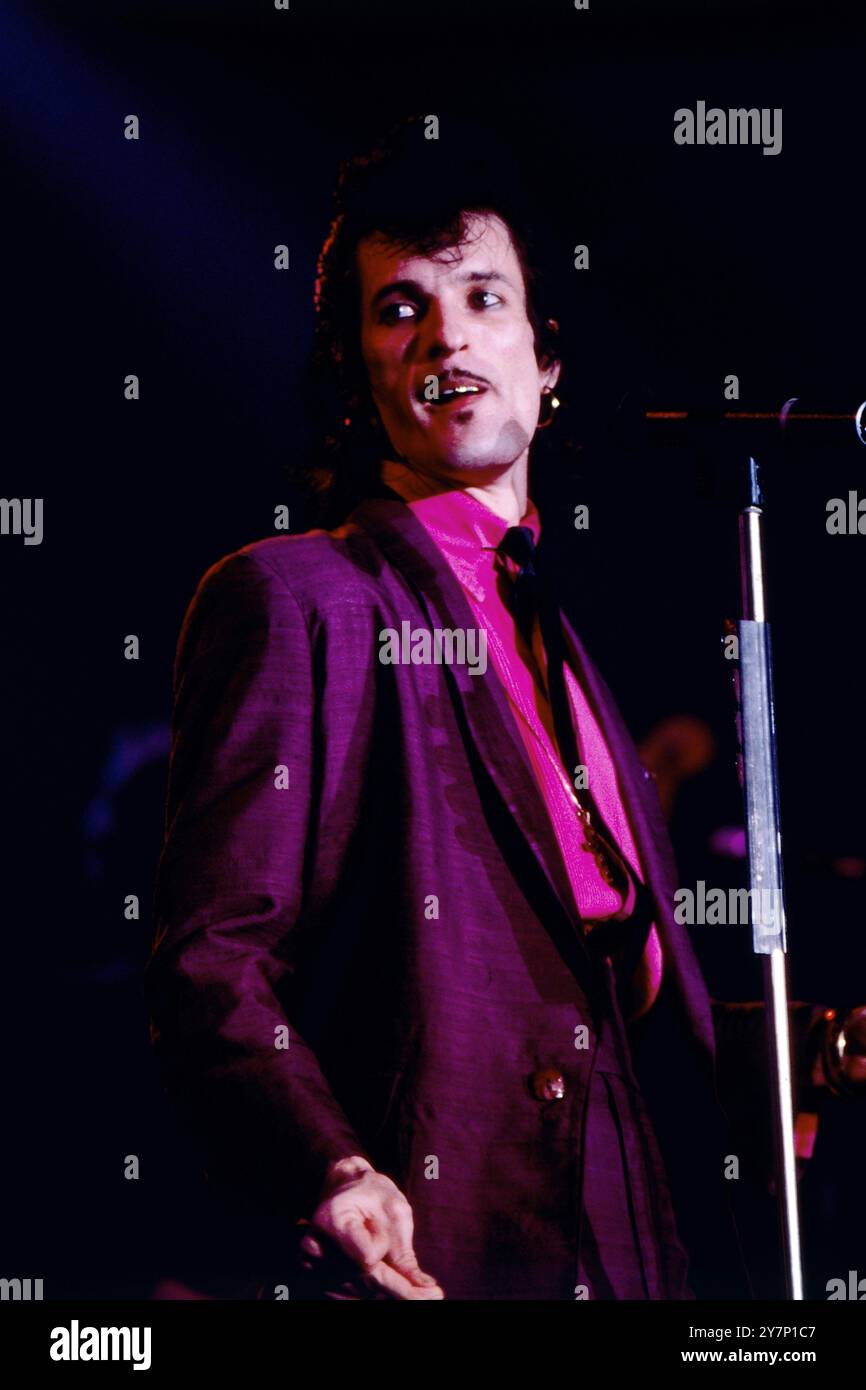 Willy deVille, aka Mink deVille, amerikanischer Musiker, Rythm, Blues, Soul, Salsa Musik, singer ...