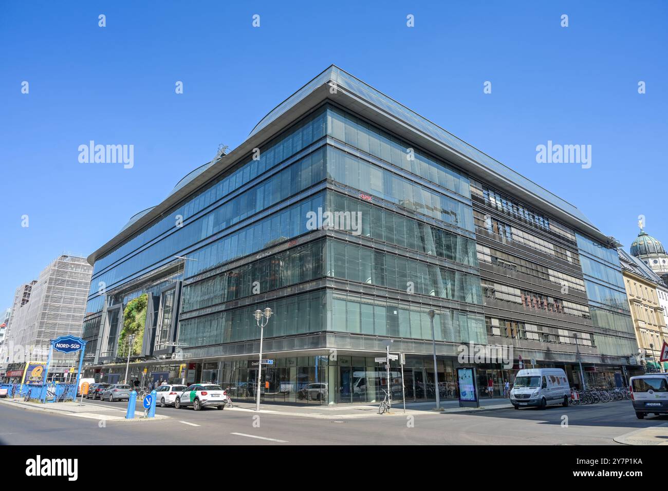 Galeries Lafayette department store, shopping center and office ...