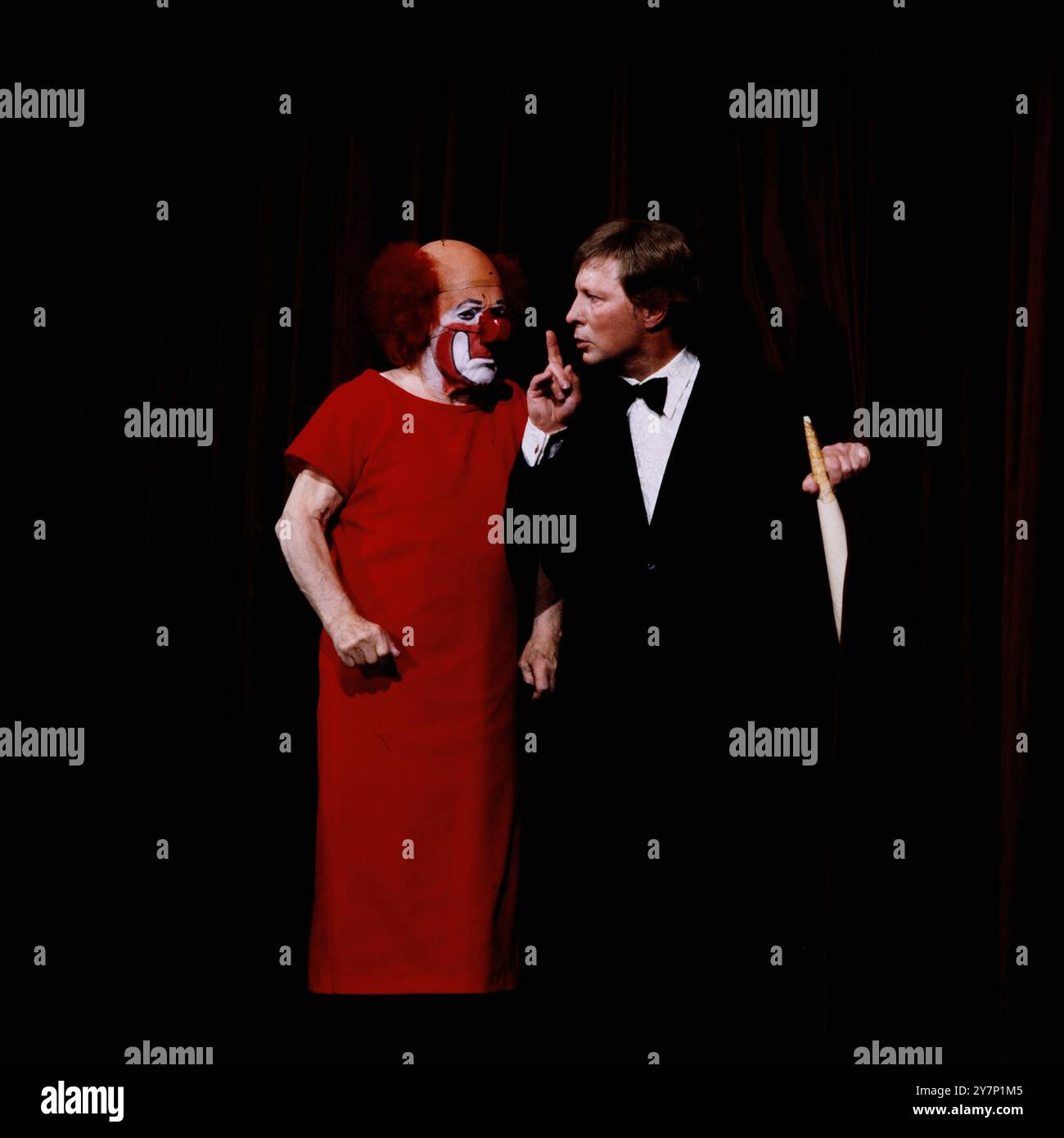 Der berühmte spanische Clown Charlie Rivel, TV Auftritt mit Sohn ...