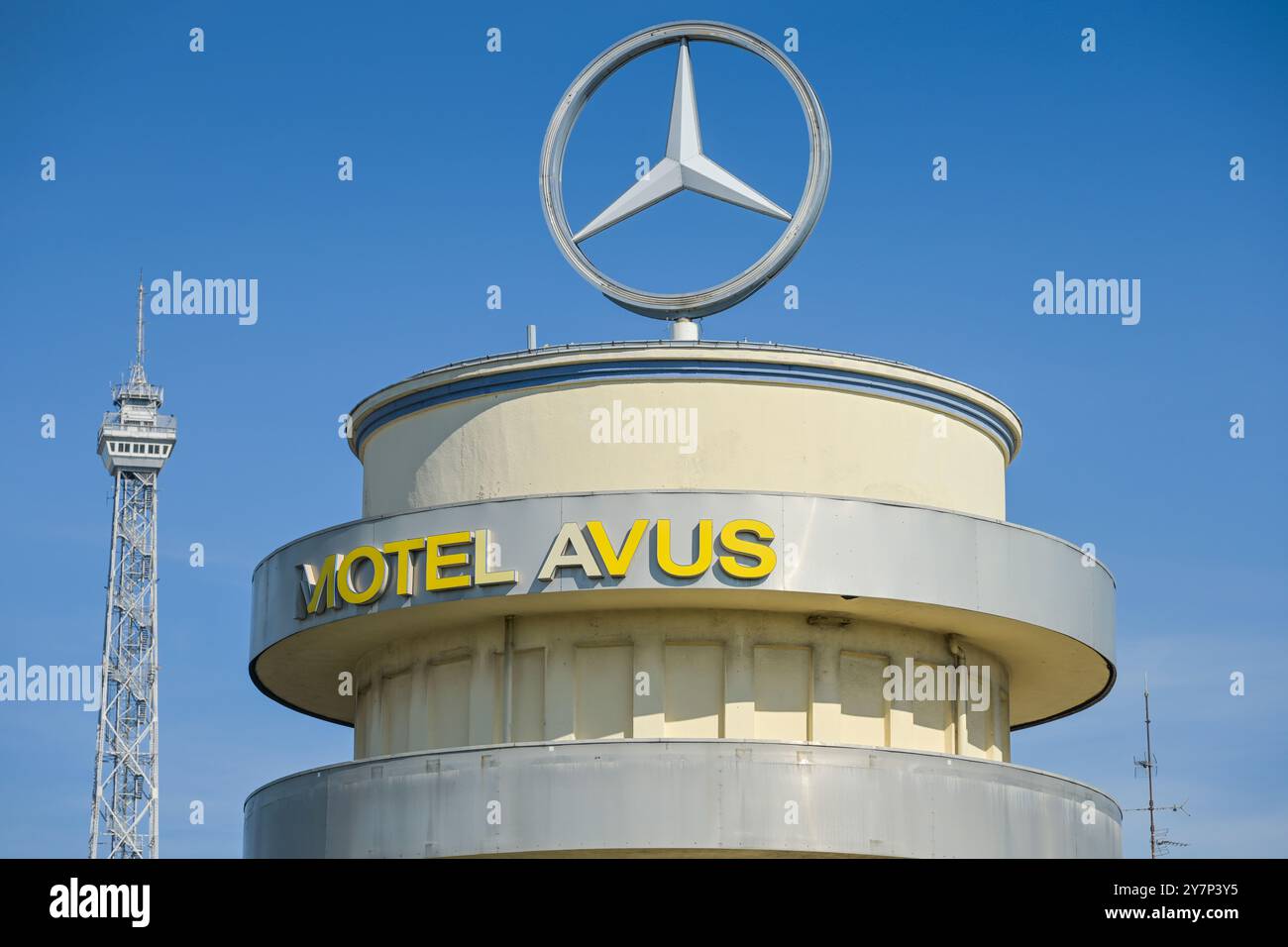 Mercedes star, Motel AVUS, Westend, Charlottenburg, Berlin, Germany ...