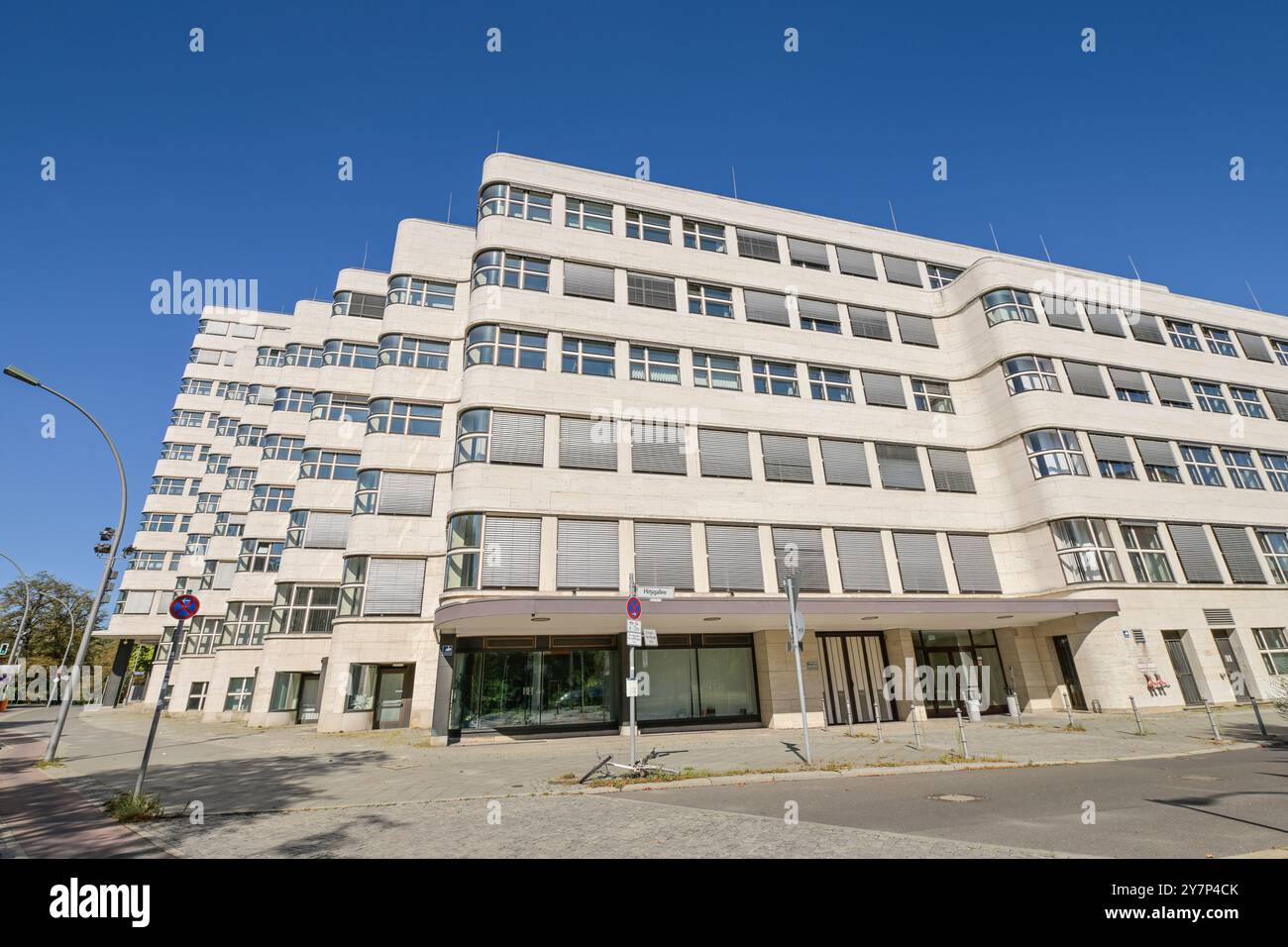 Shell House, Reichpietschufer, Tiergarten, Mitte, Berlin, Germany ...