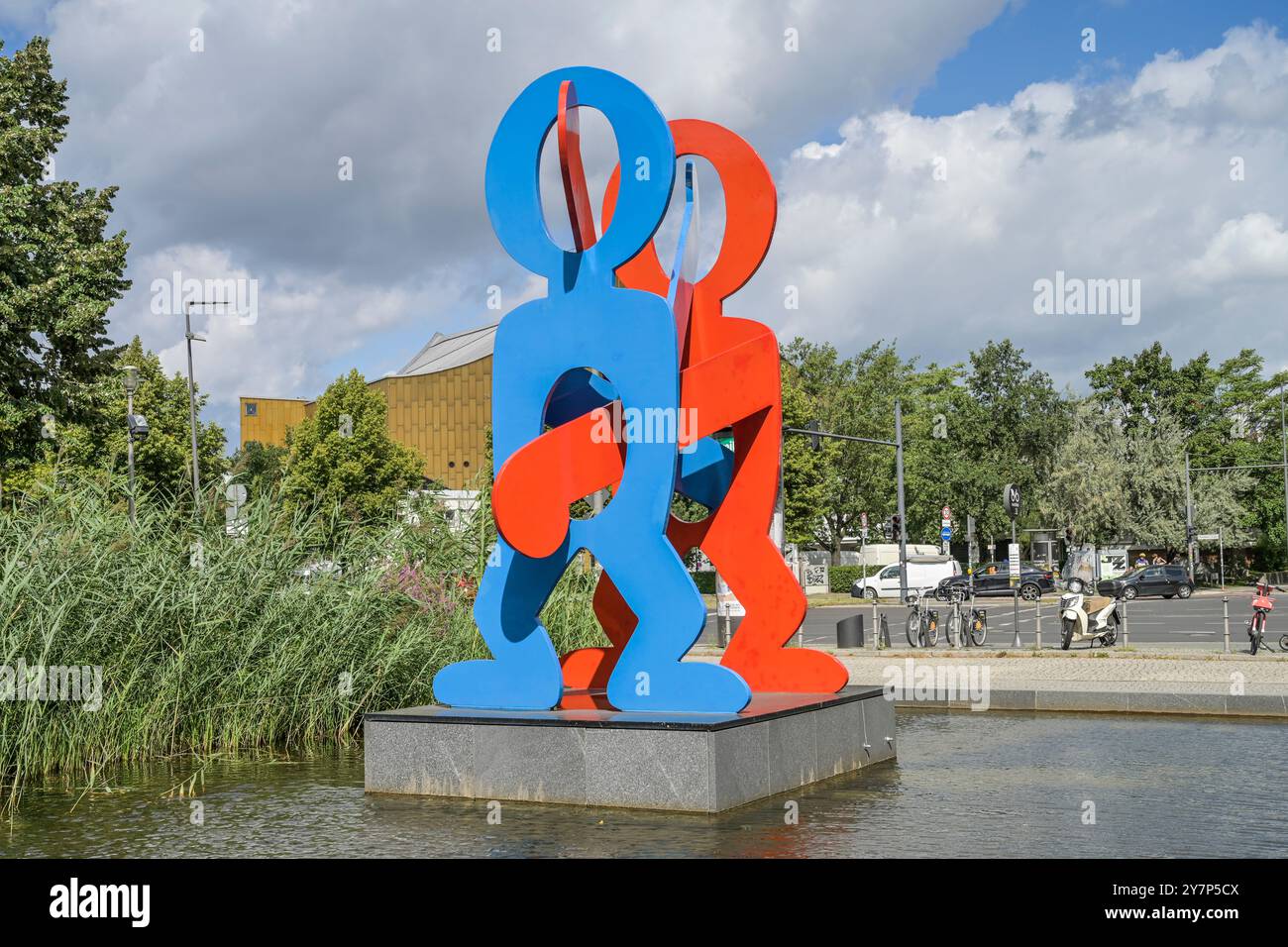 Boxers by Keith Haring, Hotel Grand Hyatt, Marlene-Dietrich-Platz ...