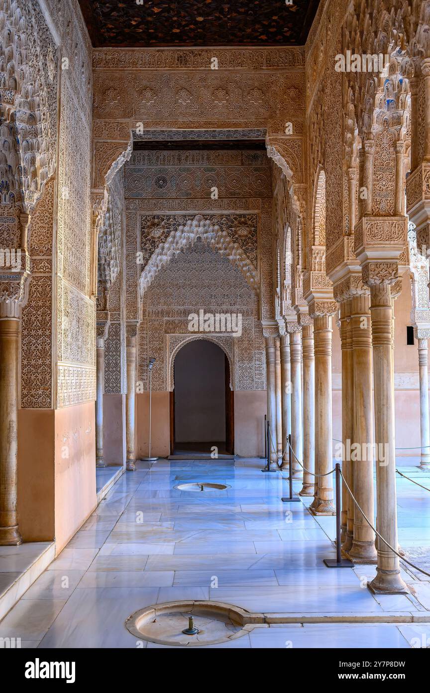 Islamic architecture in Alhambra palace, Spain Stock Photo - Alamy