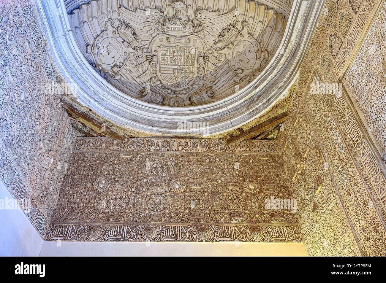 Islamic architecture in Alhambra palace, Spain Stock Photo - Alamy