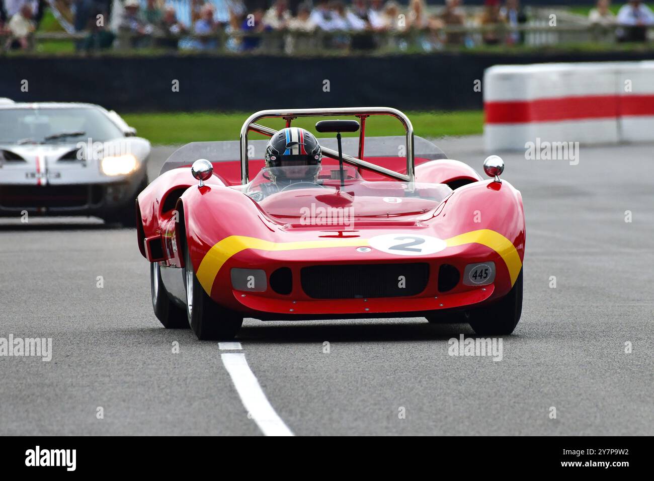Roger Wills, McLaren-Oldsmobile M1B, Whitsun Trophy, twenty five ...