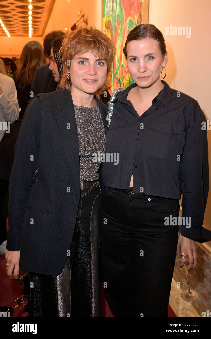 Mala Emde und Trixi Strobel bei der 25. Verleihung der First Steps ...