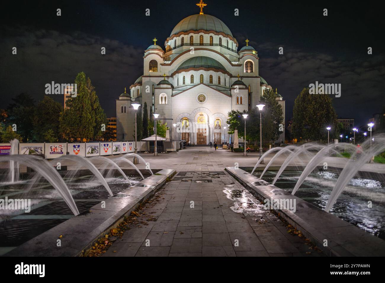 Night view of Saint Sava church, one of the biggest Orthodox Christian ...