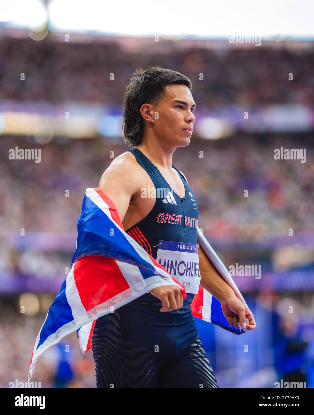 Louie Hinchliffe celebrating her medal in the 4x100 meters relay at the ...