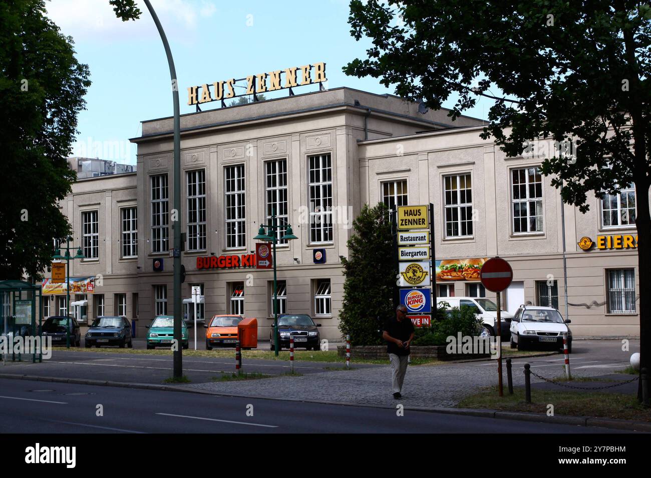 früheres ausflugs- und tanzlokal zenner an der spree in treptow ...