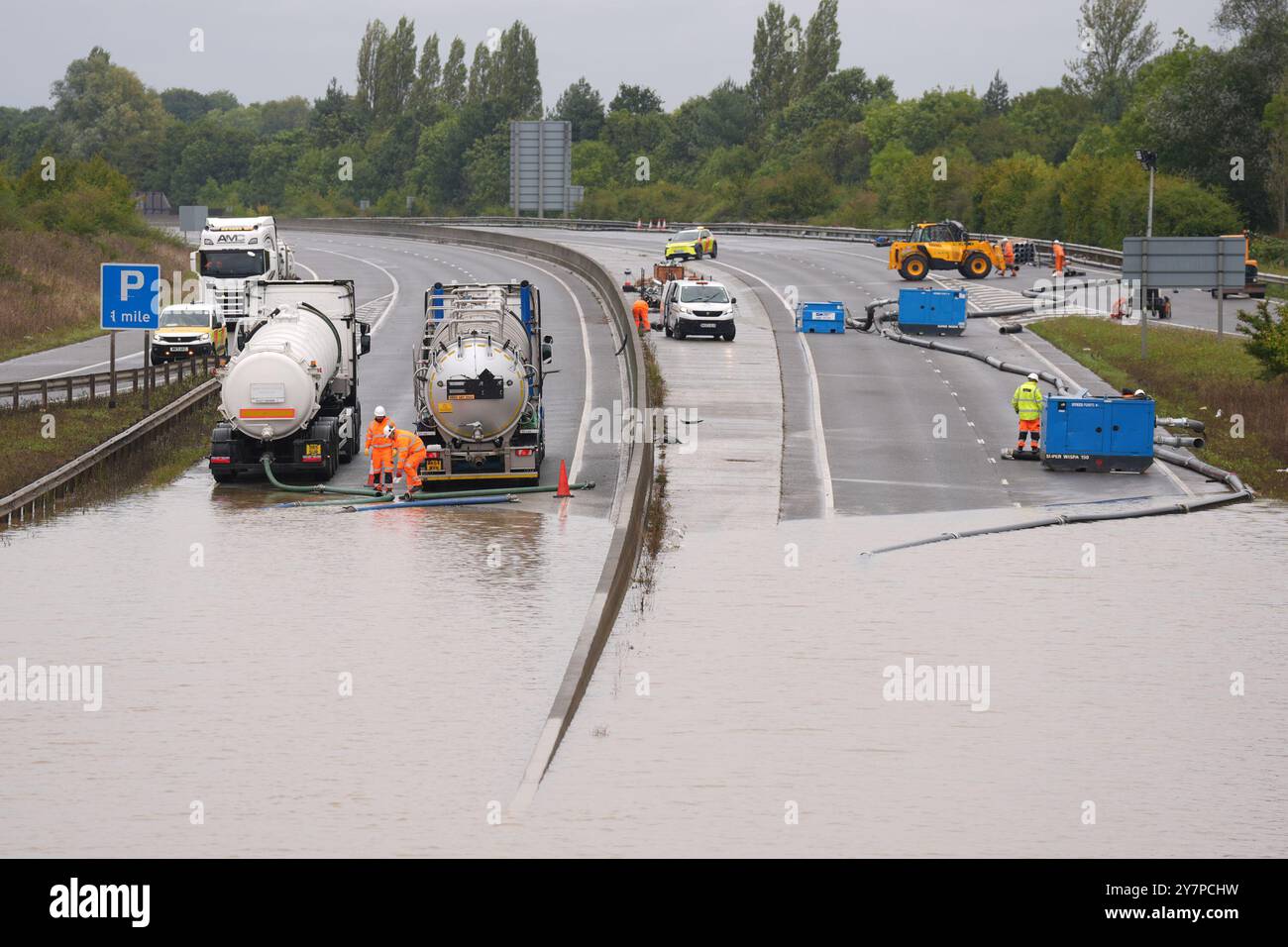 A421 flood hi-res stock photography and images - Alamy