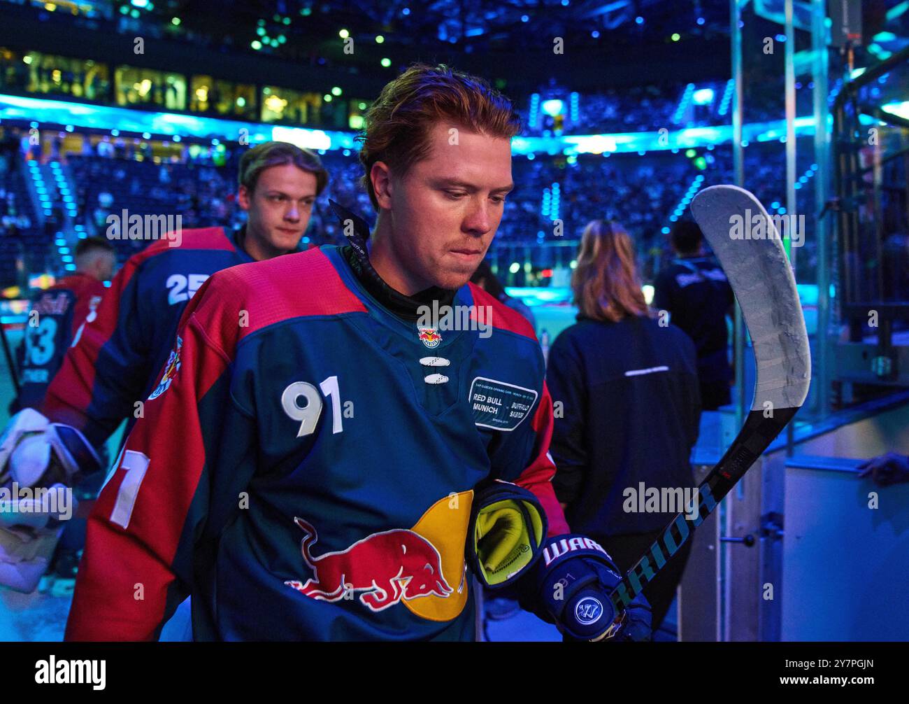 Filip Varejcka, EHC RB Muc 91 in the friendly match of the Global ...