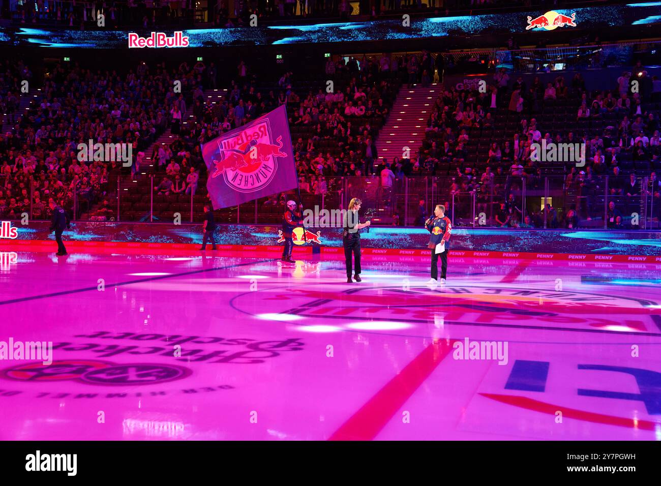 SAP Garden with light effects in the friendly match of the Global ...