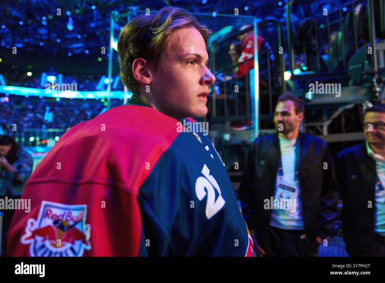 Simon Wolf, EHC RB Muc 25 in the friendly match of the Global Series ...