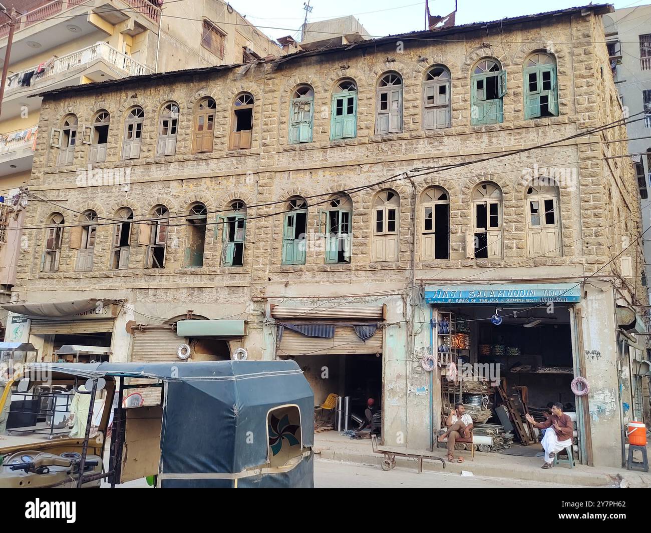 Pakistan city hi-res stock photography and images - Alamy