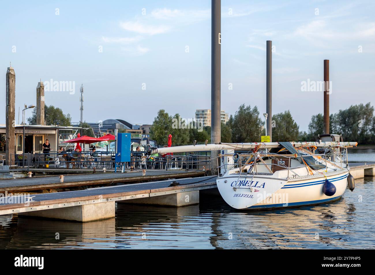 Fishing boats and sailing logger in museum port at river IJssel Stock ...