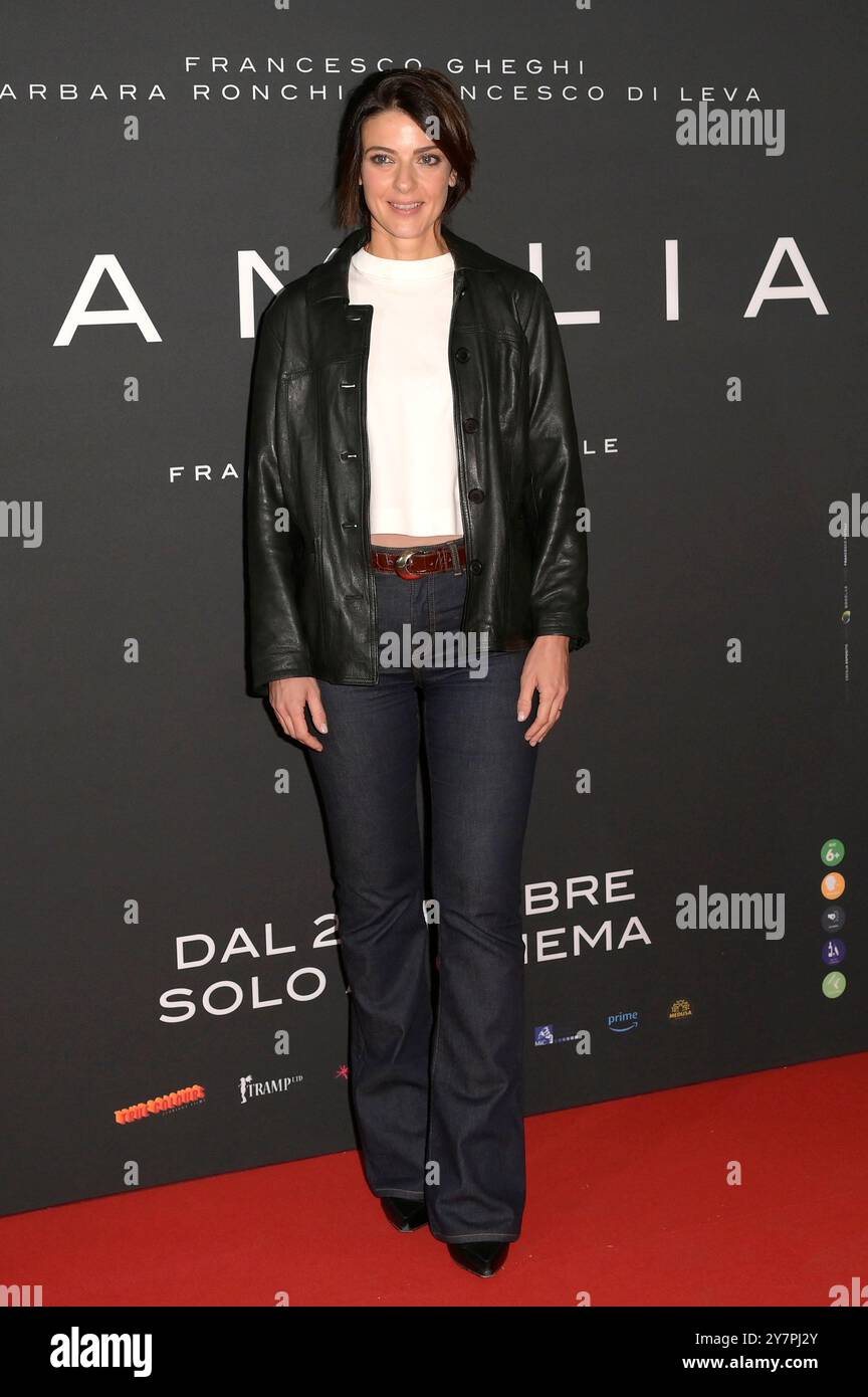 Barbara Ronchi bei der Premiere des Kinofilms 'Familia`im Cinema ...