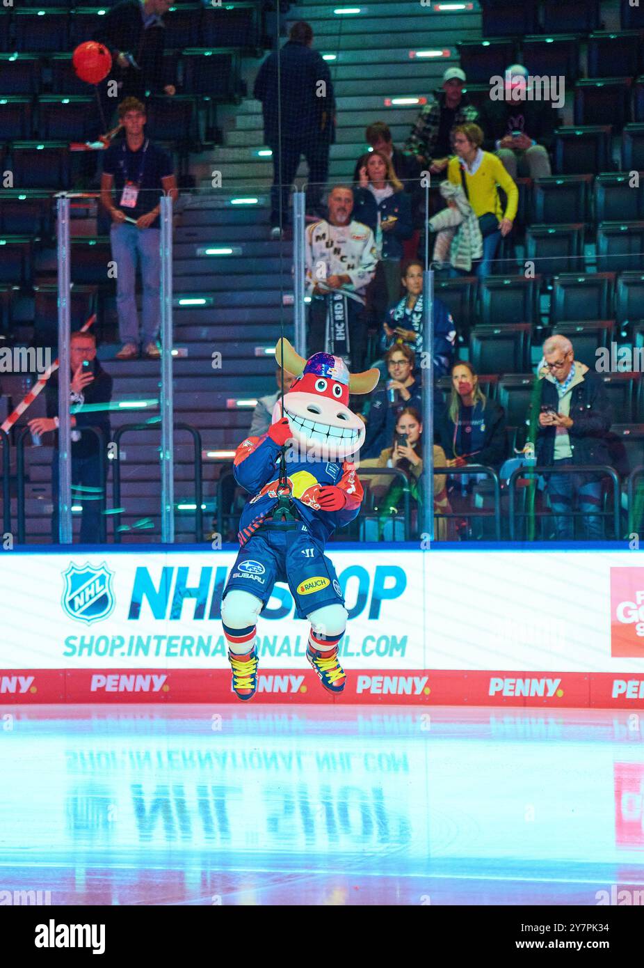 Mike, EHC Red Bull mascot in the friendly match of the Global Series ...