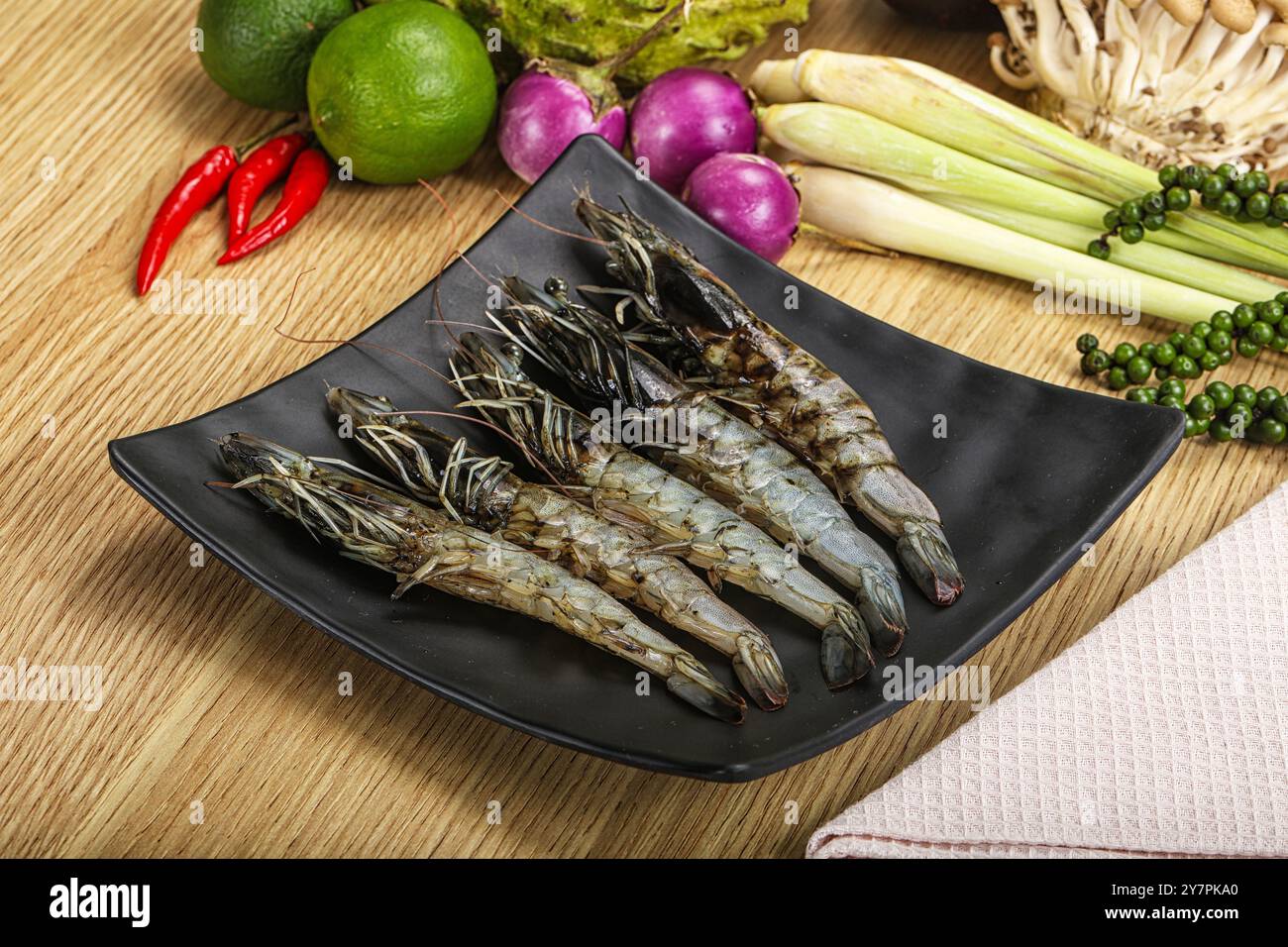 Fresh raw uncooked big tiger prawn Stock Photo - Alamy