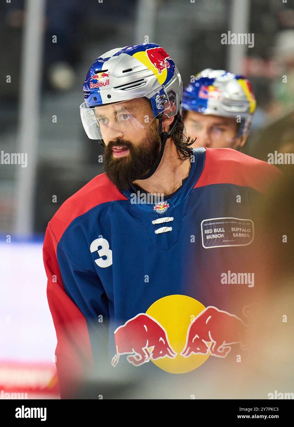 Dominik Bittner, EHC RB Muc 3 in the friendly match of the Global ...
