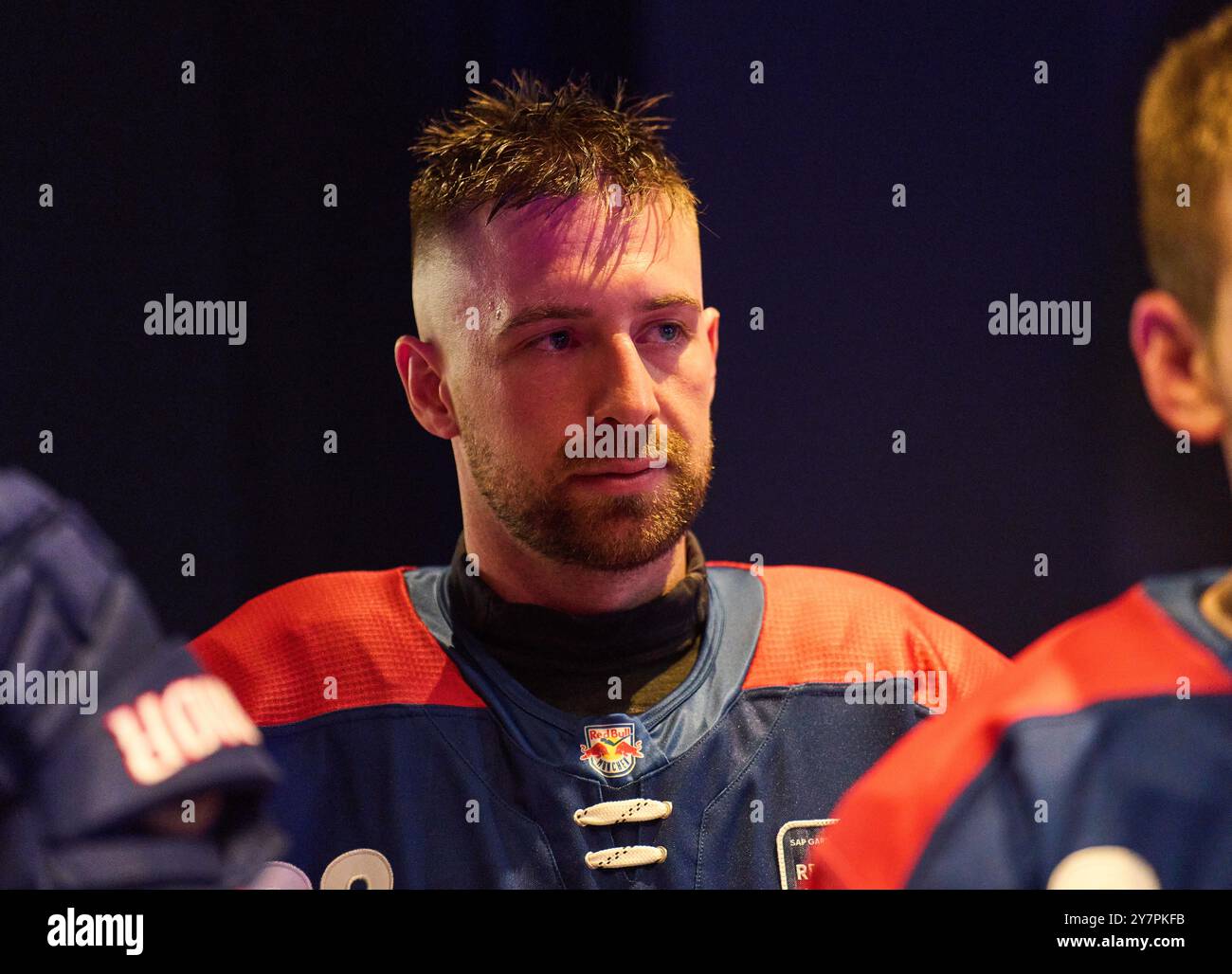 Maximilian KASTNER, EHC RB Muc 93 in the friendly match of the Global ...