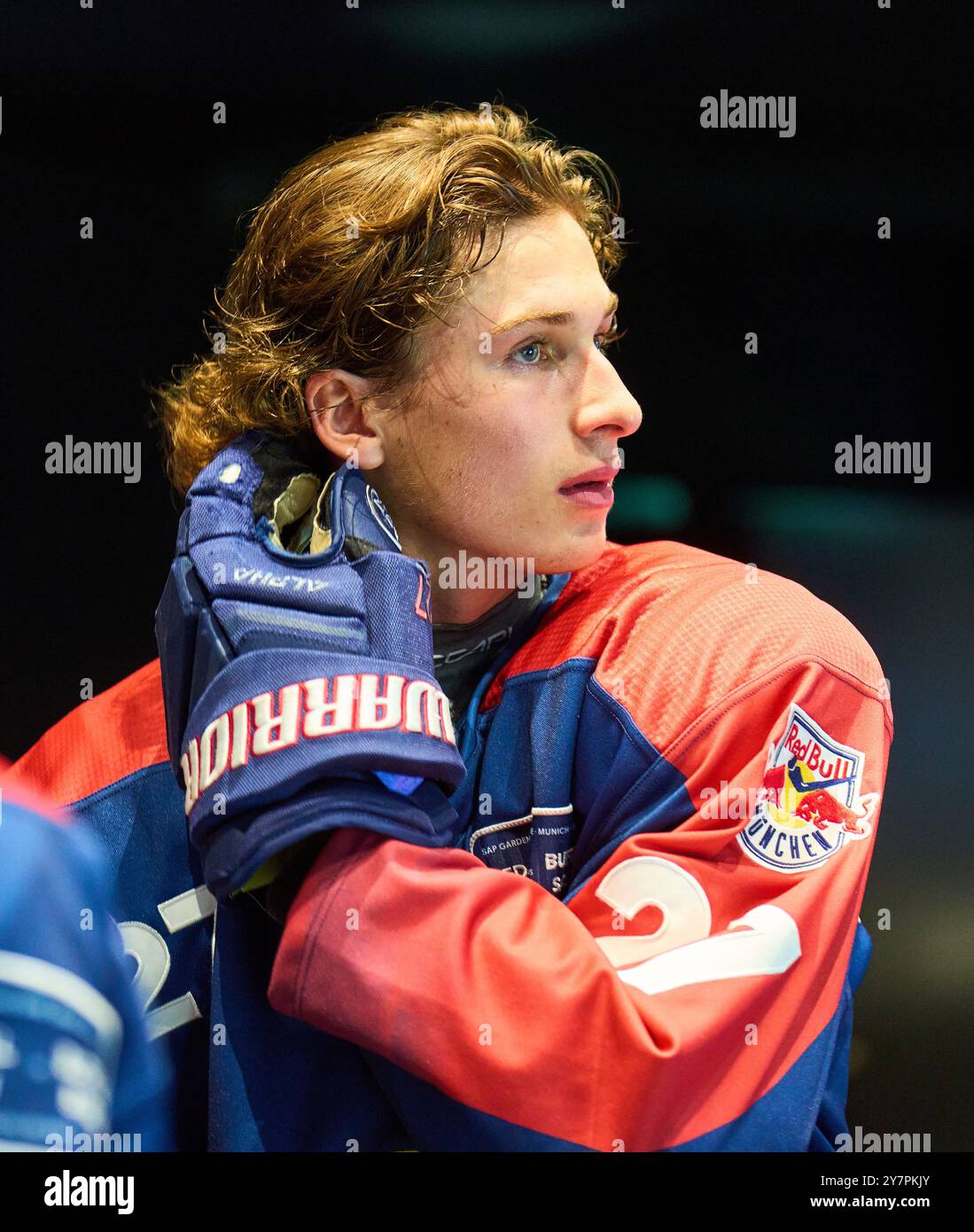 Veith Oswald, EHC RB Muc 27 in the friendly match of the Global Series ...
