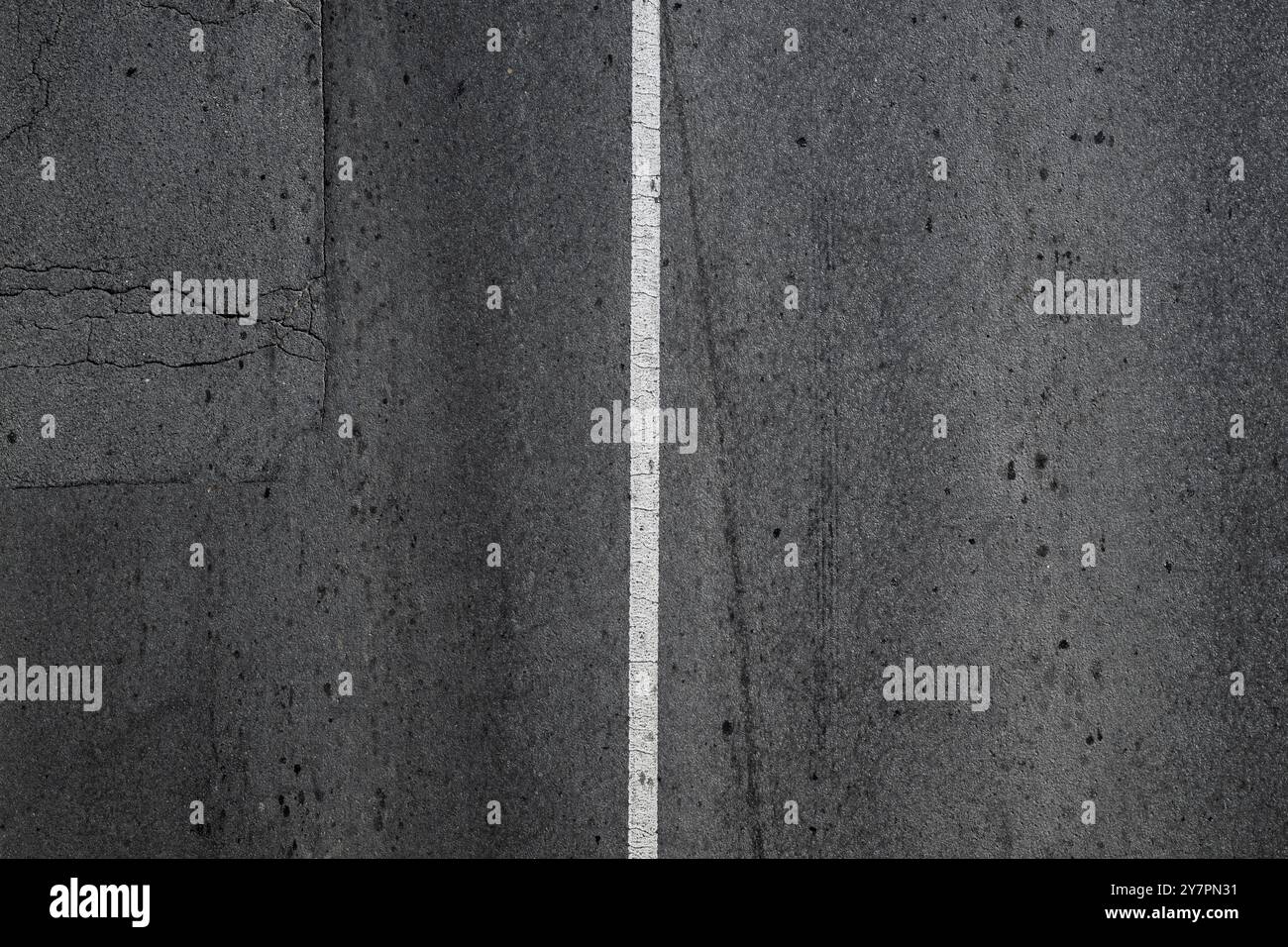 Asphalt highway hi-res stock photography and images - Alamy
