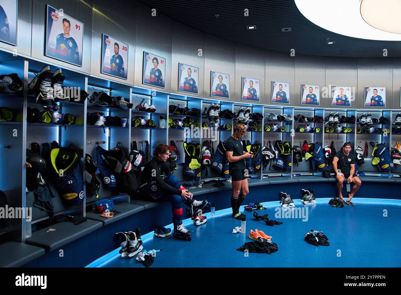 EHC Umkleideraum, Mannschaftskabine, Kabine, cabin, Teamkabine ...