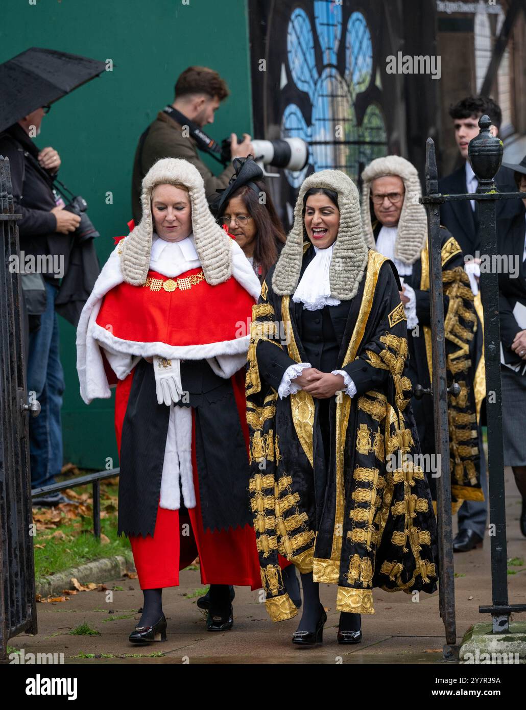 Chief judges hi-res stock photography and images - Alamy