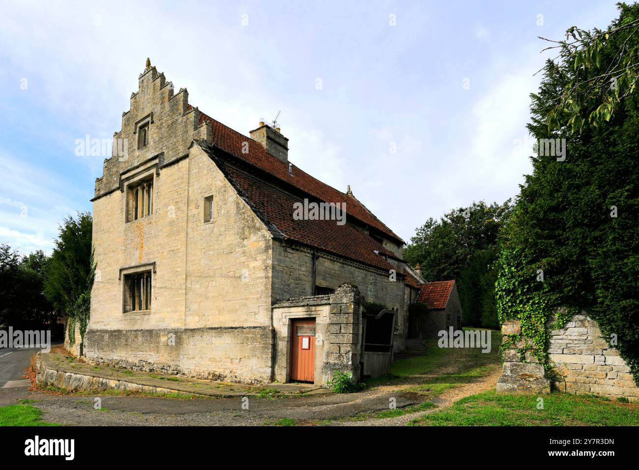 The Ellys Manor House, or the Old Rectory is a late-fifteenth century ...