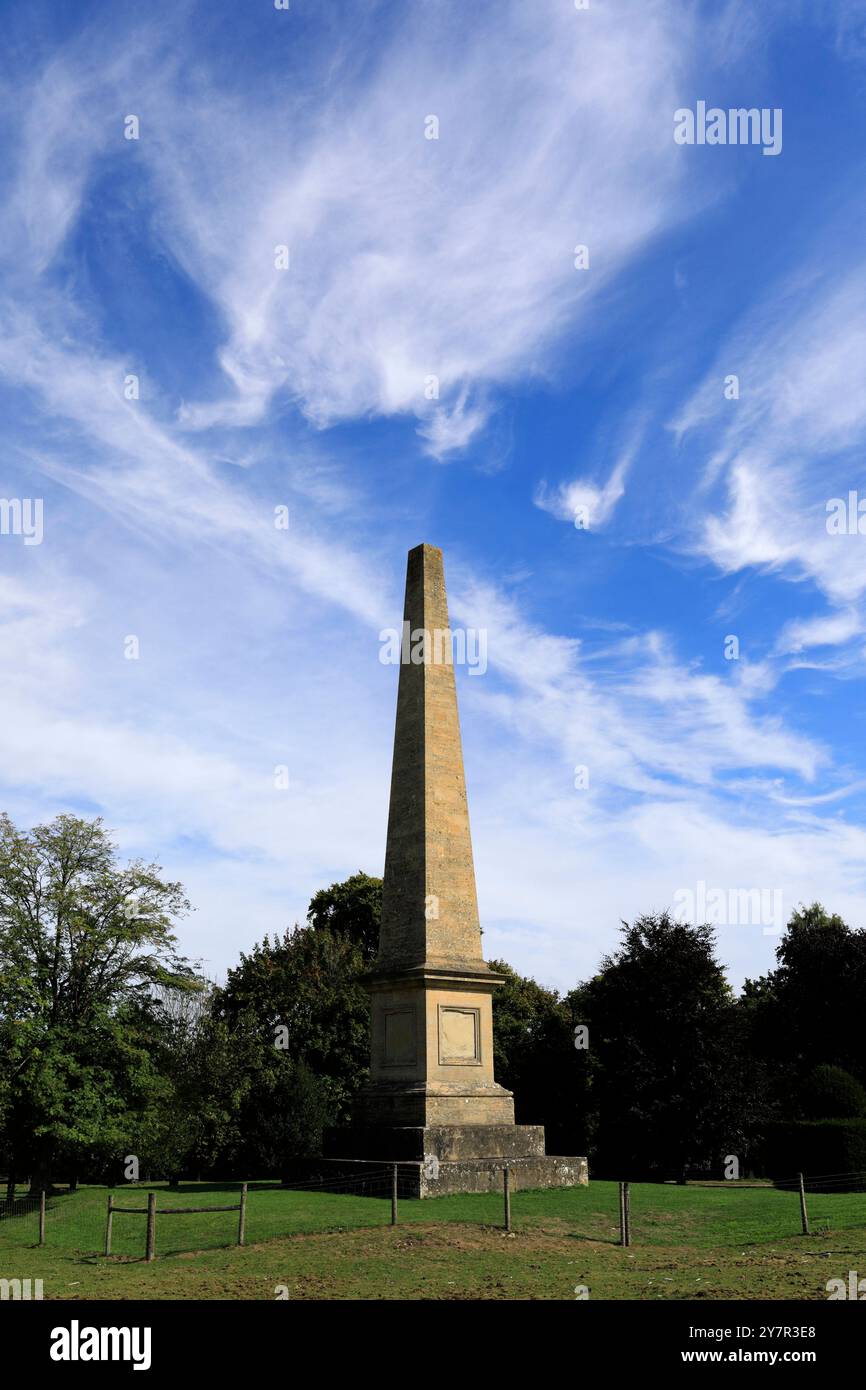 English obelisk in grounds hi-res stock photography and images - Alamy