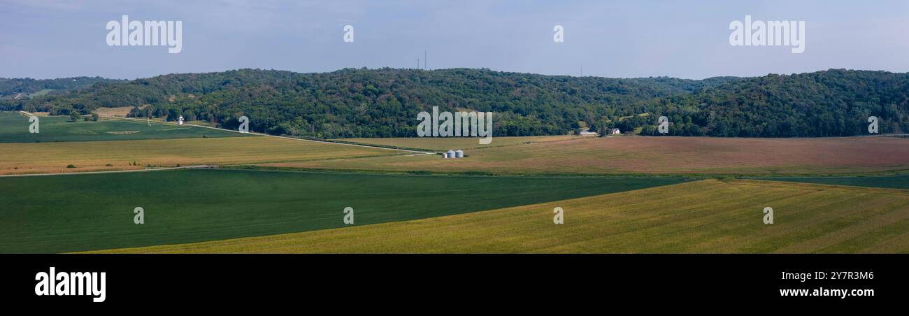 Iowa corn fields hi-res stock photography and images - Alamy