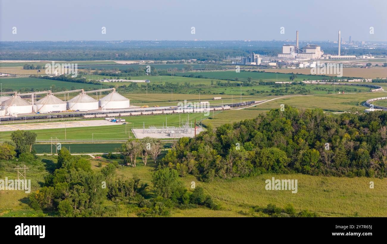Aerial photograph iowa power plant hi-res stock photography and images ...