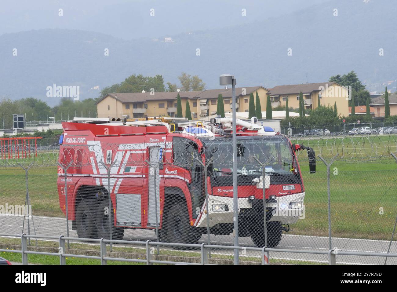 Ryanair plane tire bursts on landing, runway damaged and airport closed ...