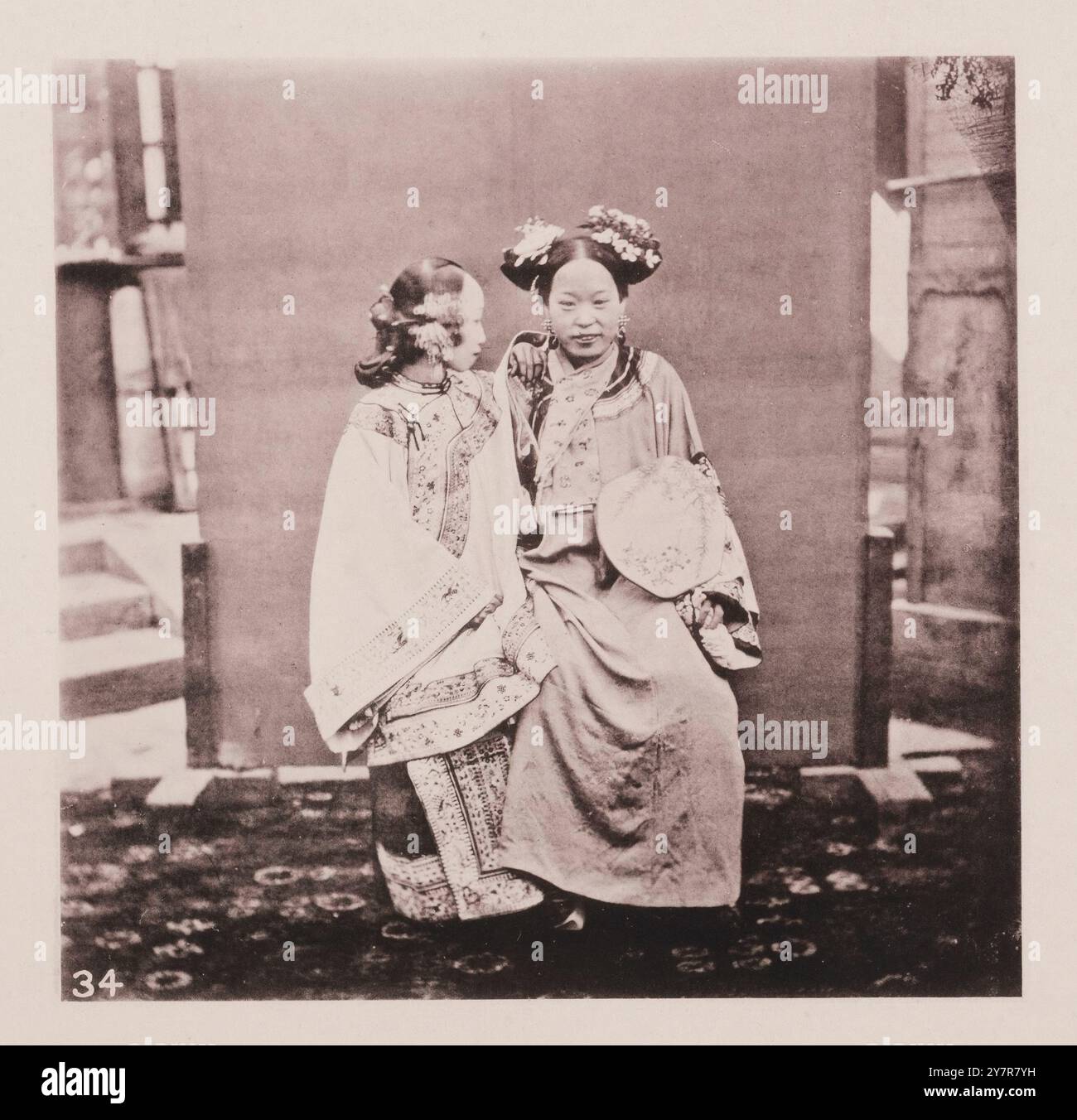 Vintage photo of Manchu ladies and a Manchu marriage Stock Photo - Alamy