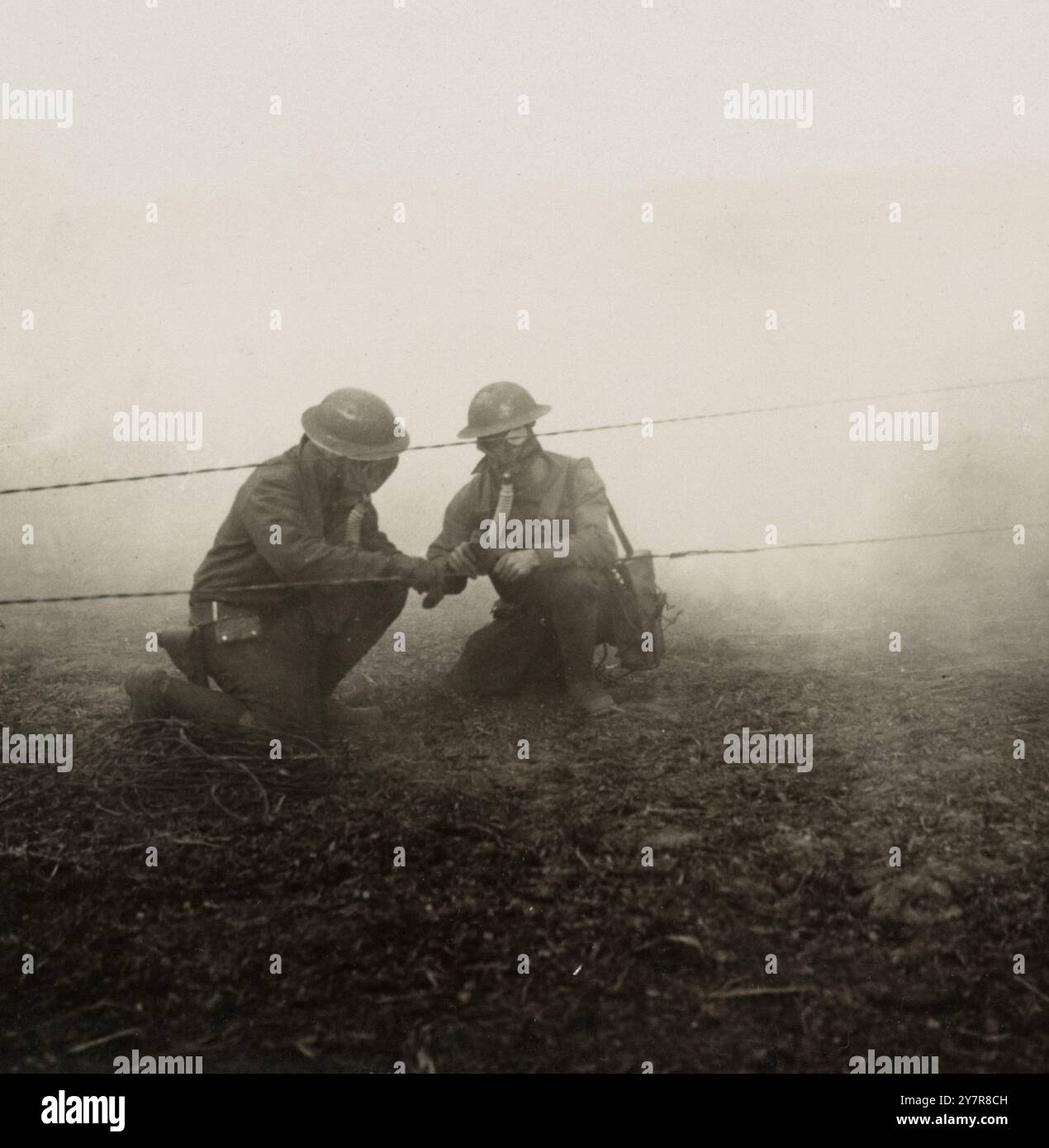 Poisonous gas during world war i hi-res stock photography and images ...