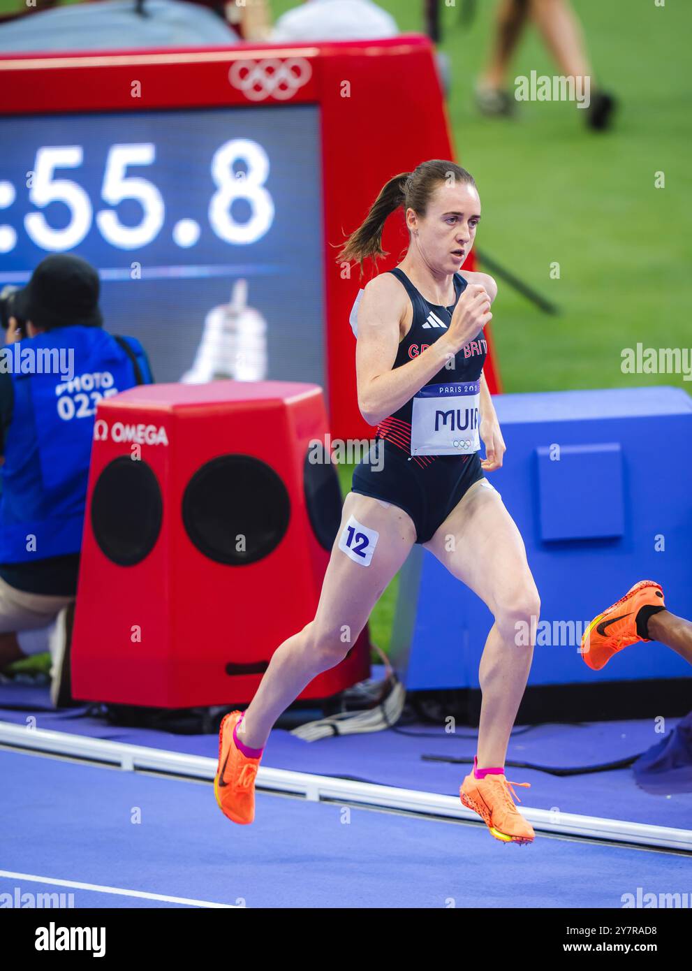 Laura Muir participating in the 1500 meters at the Paris 2024 Olympic ...