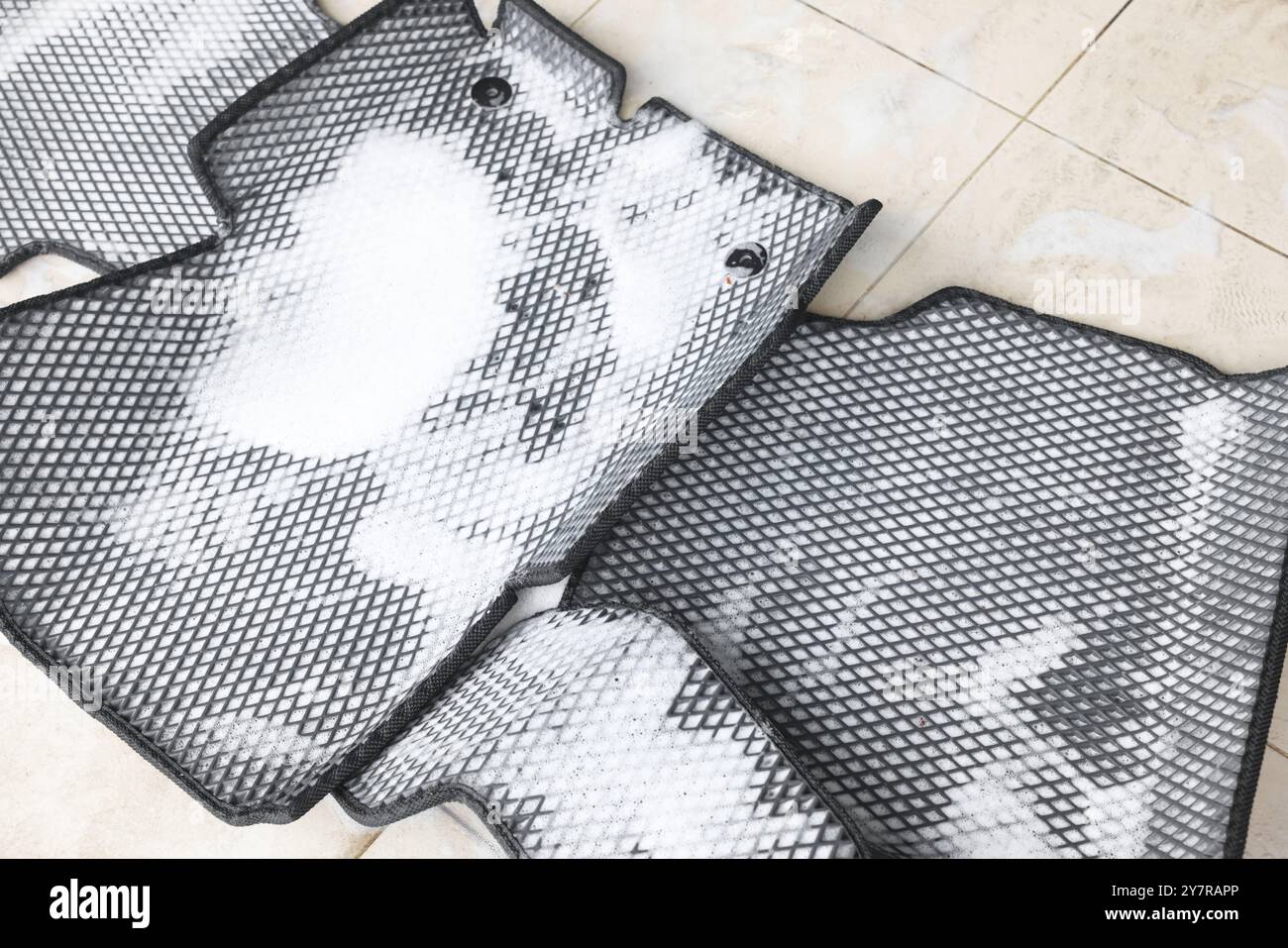 Auto cleaning foam car hi-res stock photography and images - Alamy