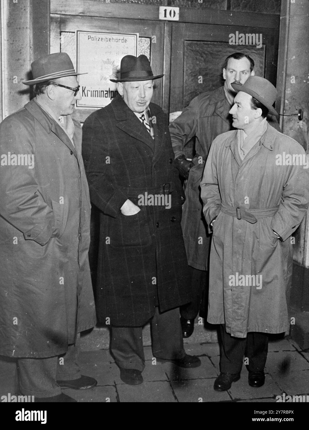 Ronald chesney hi-res stock photography and images - Alamy