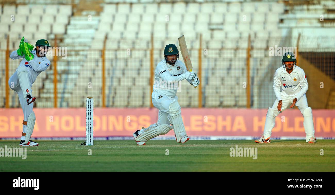 Bangladesh and Pakistan first Test match day three at the Zahur Ahmed ...