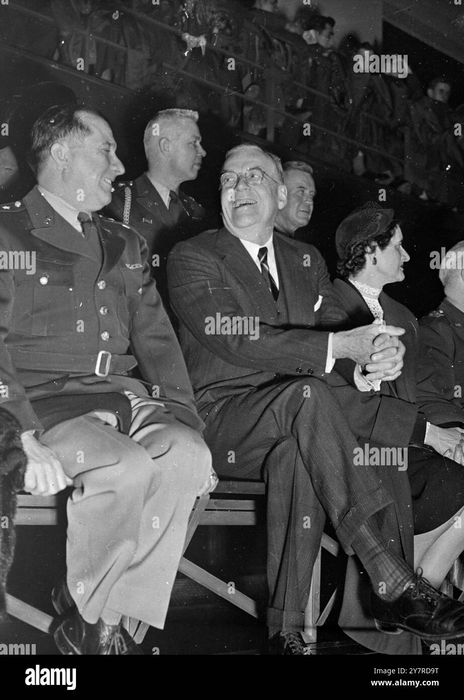 P a n centre hi-res stock photography and images - Alamy