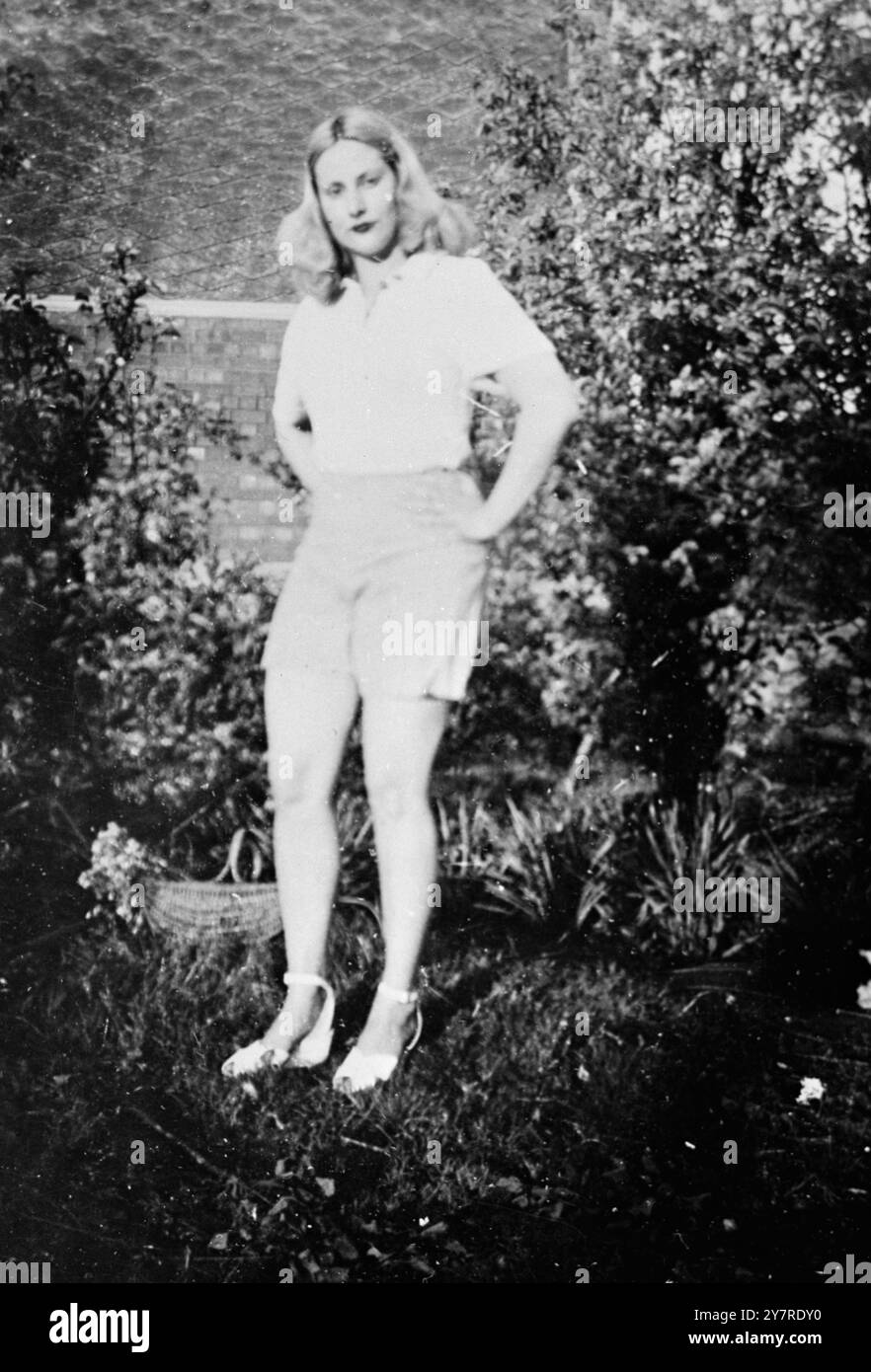 BOY-GIRL GOES ON THE STAGE. 24.1.54. Michael Kim Harford, one time ...