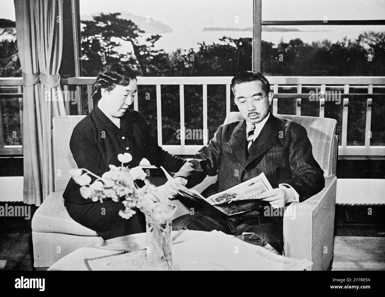 JAPAN'S EMPEROR & EMPRESS Emperor Hirohito and Empress Nagako of Japan ...