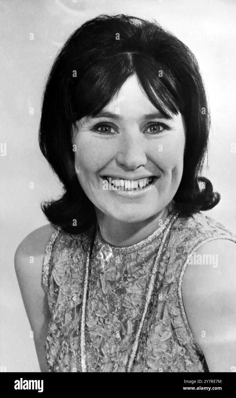 TO SING FOR IRELANDDublin, Ireland : Muriel Day, the first girl singer ...