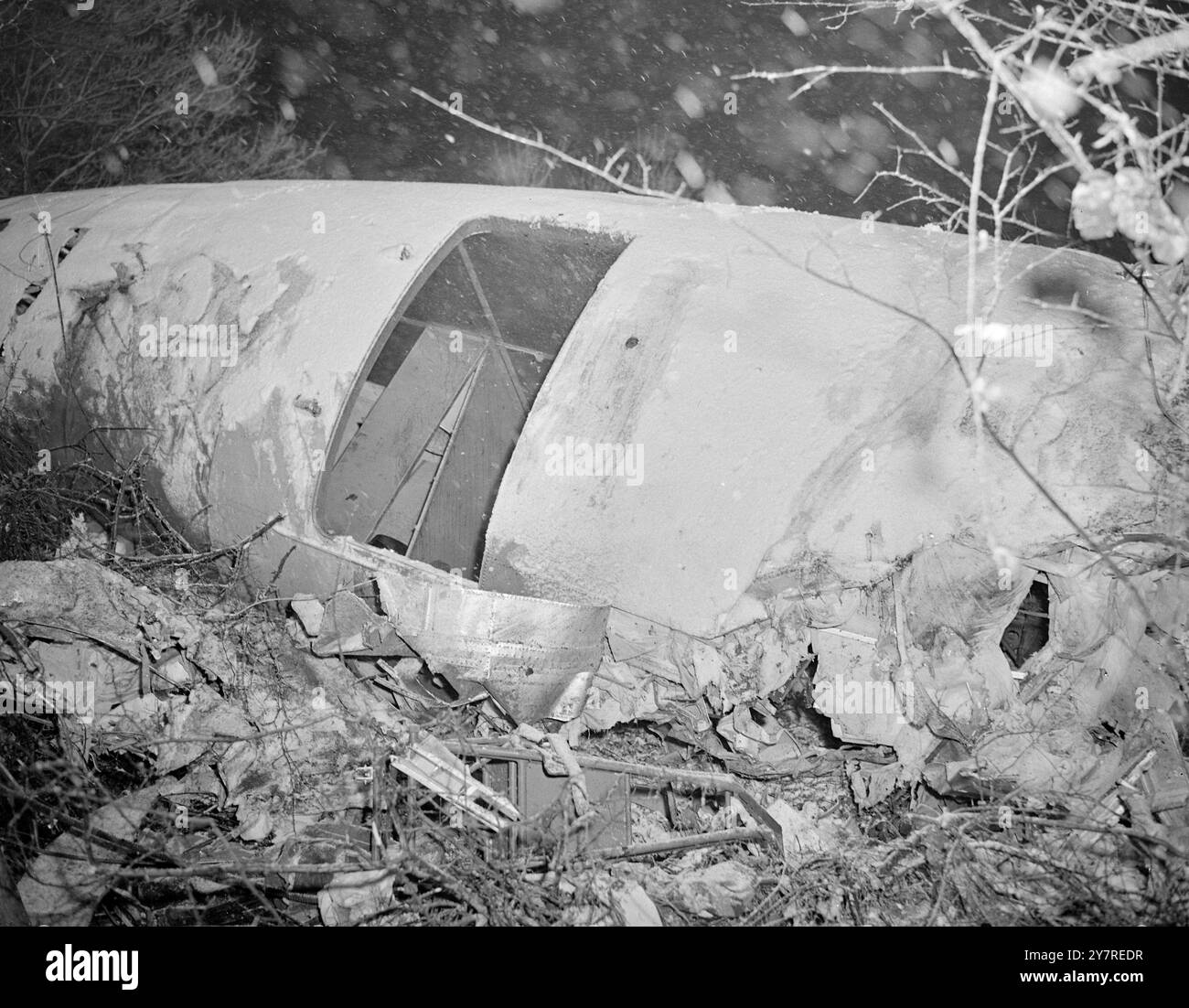 R.A.F. TRANSPORT PLANE CRASHES IN SNOW CARRYING RUGBY TEAM. An RAF ...